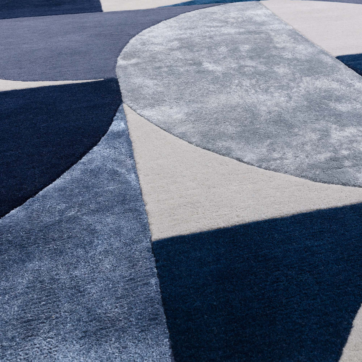 Matrix Oval Indigo Rug MAX74 - Asiatic Carpets - London